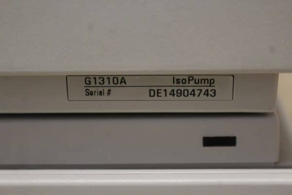 Agilent 1100 HPLC Systeem - LabMakelaar Benelux Agilent 1100 HPLC Systeem - LabMakelaar Benelux