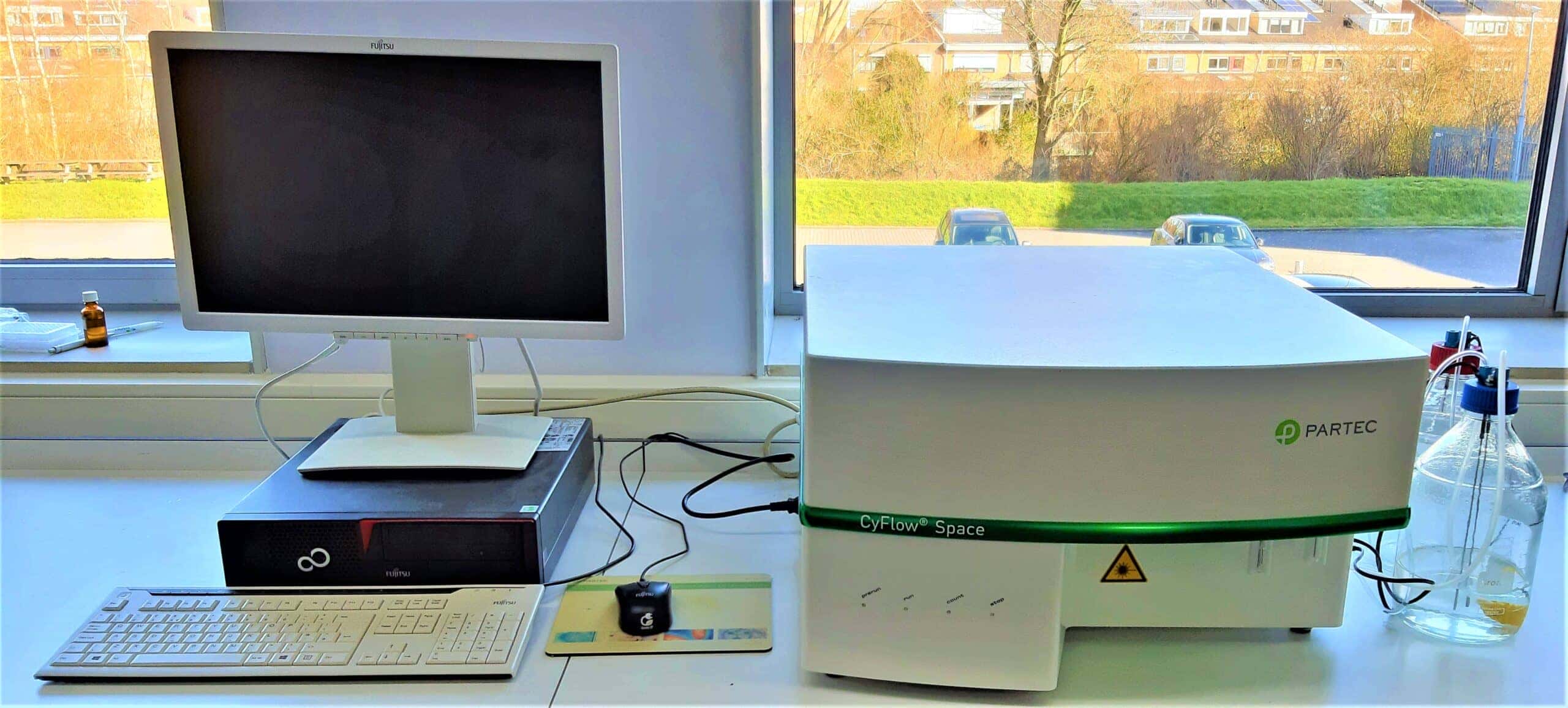 Partec CyFlow Space FACS Flow Cytometer - LabMakelaar Benelux