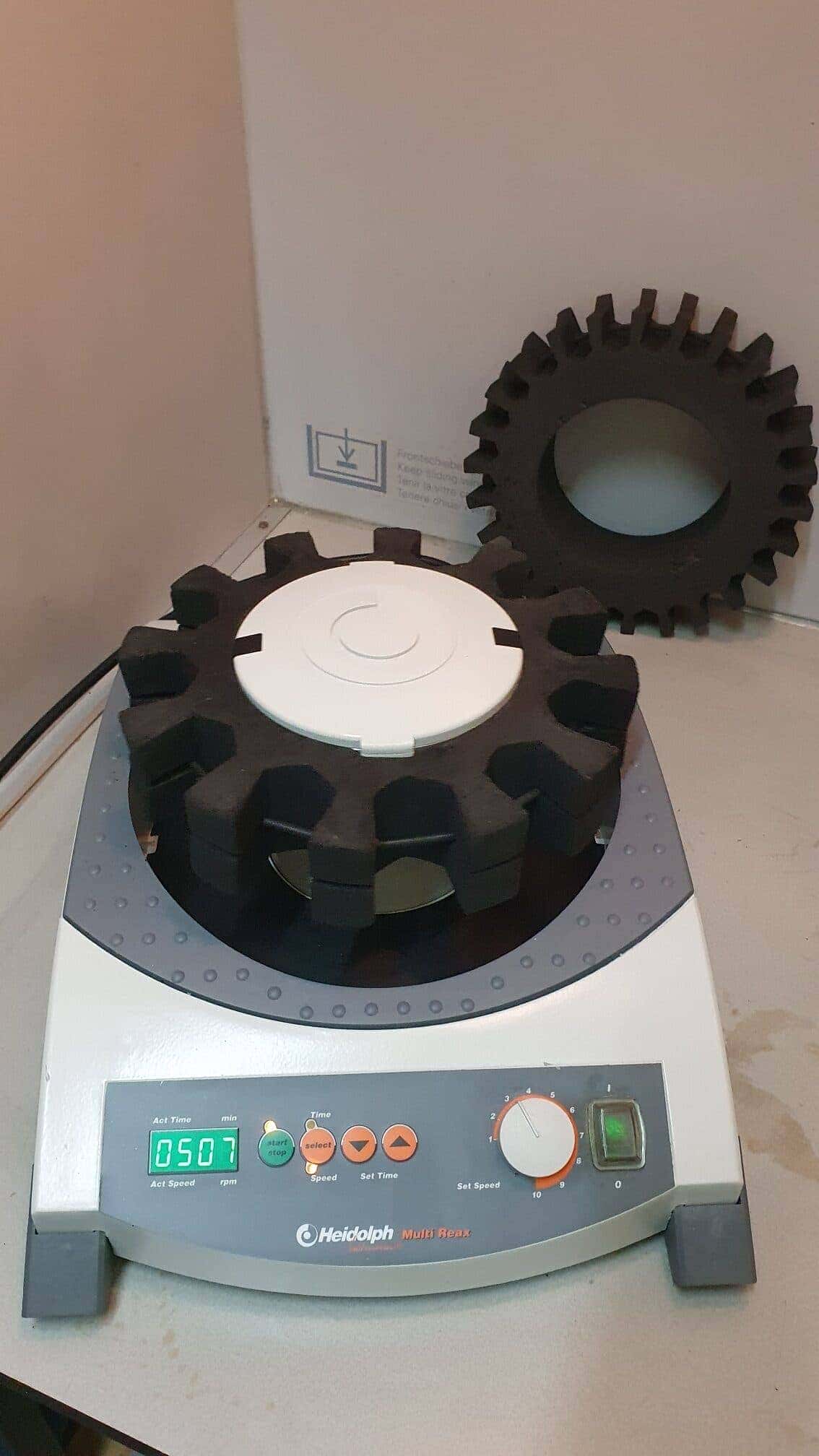 Heidolph Multi Reax Schudder - LabMakelaar Benelux