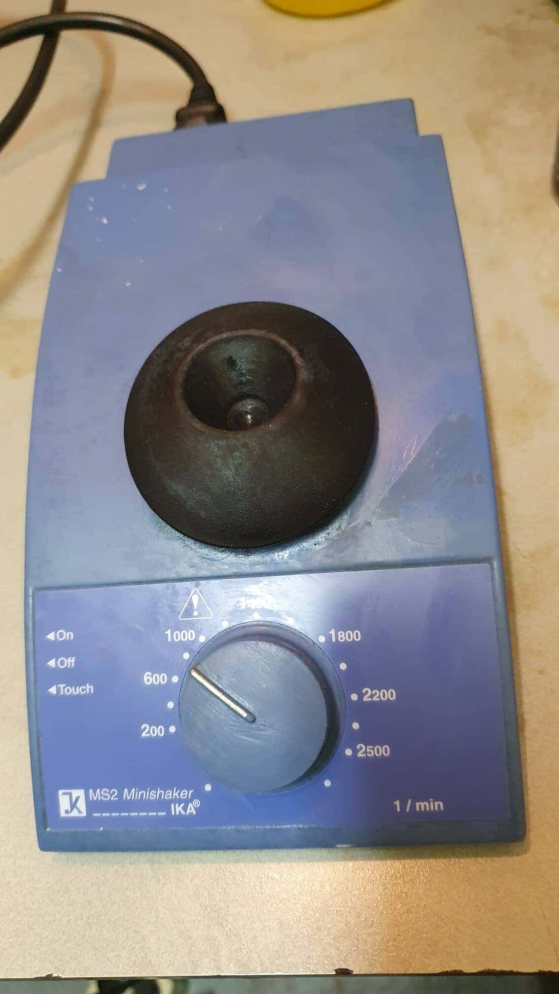 IKA MS2 Vortex Mixer - LabMakelaar Benelux