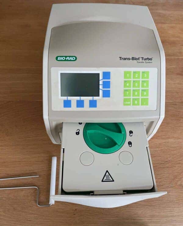 Bio-Rad Trans-Blot Turbo Transfer Systeem - LabMakelaar Benelux