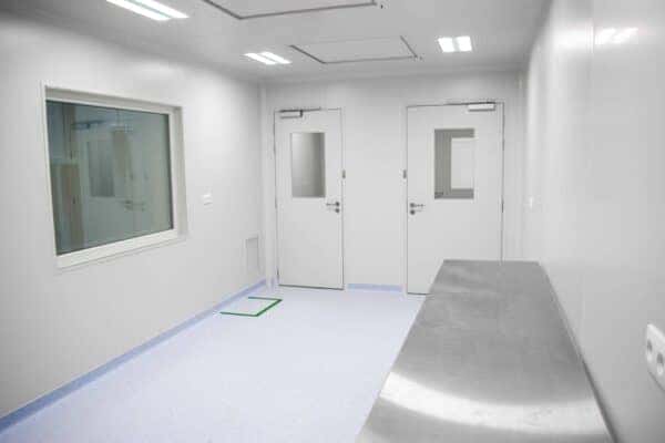 SteriCube One Mobiele Cleanroom Unit voor Buiten - LabMakelaar Benelux