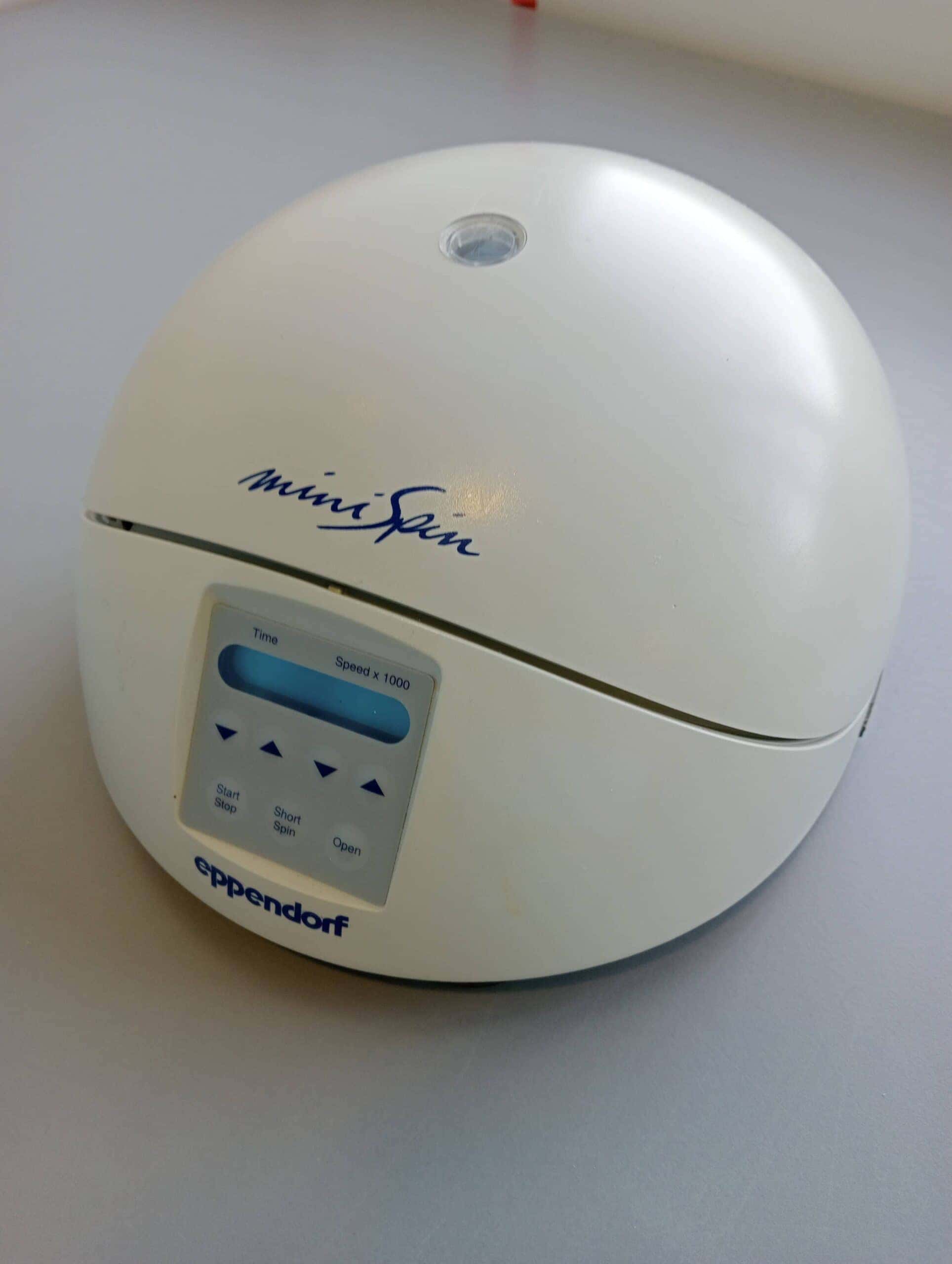 Eppendorf MiniSpin Centrifuge - LabMakelaar Benelux